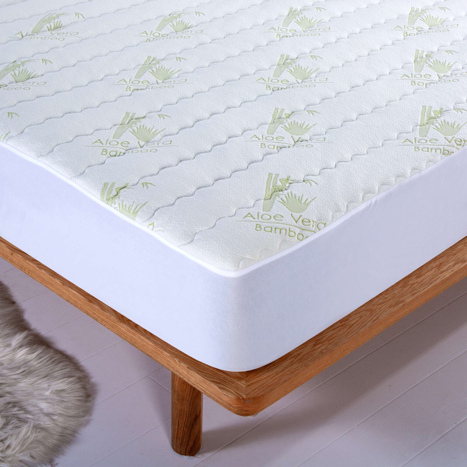 QUEEN ALOE VERA BAMBOO FITTED MATTRESS PAD PROTECTOR - Imperial ...